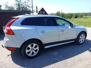 Grey Volvo XC60 2009 in Aizkraukle, with an engine capacity of 2.40 L and mileage of 327 thousand km for 8450 €, photo  on AUTOMOTO.COM.LV