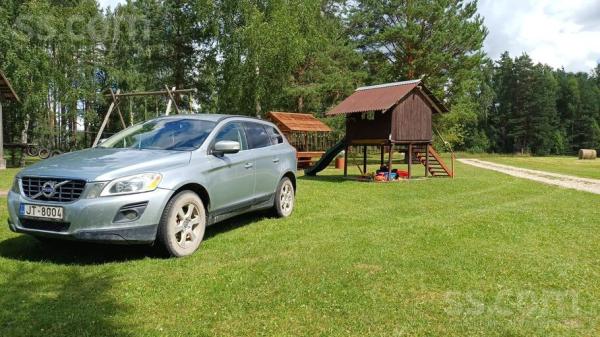 Pelēks Volvo XC60 2009 Gulbene, ar dzinēja tilpumu 2.40 L un nobraukumu 430 tūkst. km par 5500 €, foto 2 vietnē AUTOMOTO.COM.LV