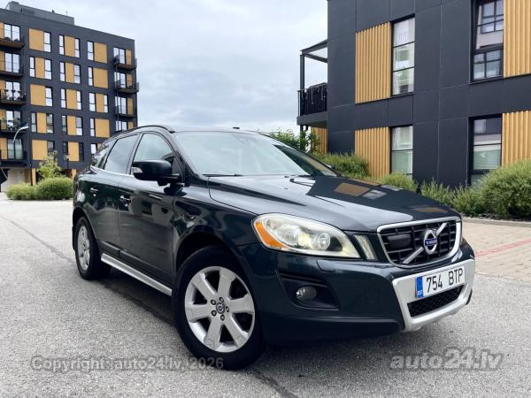 Grey Volvo XC60 2009 in Tartu, with an engine capacity of 2.40 L and mileage of 350 thousand km for 6999 €, photo 1 on AUTOMOTO.COM.LV