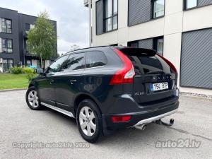 Pelēks Volvo XC60 2009 Tartu, ar dzinēja tilpumu 2.40 L un nobraukumu 350 tūkst. km par 6999 €, foto 4 vietnē AUTOMOTO.COM.LV