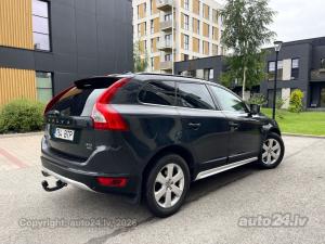 Pelēks Volvo XC60 2009 Tartu, ar dzinēja tilpumu 2.40 L un nobraukumu 350 tūkst. km par 6999 €, foto 5 vietnē AUTOMOTO.COM.LV