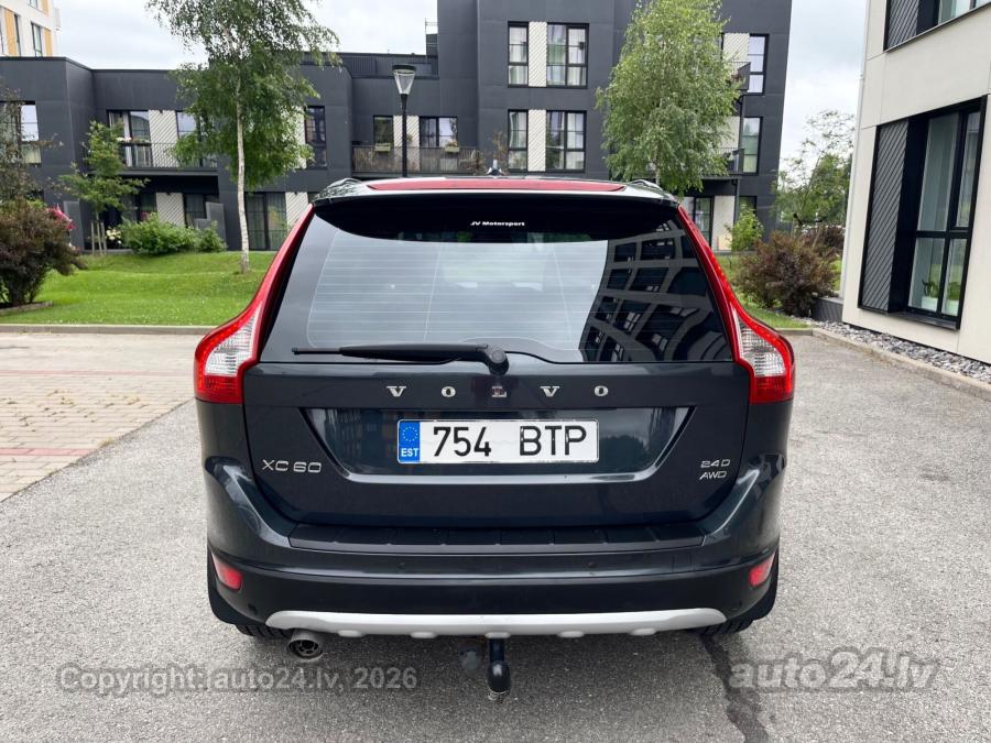 Pelēks Volvo XC60 2009 Tartu, ar dzinēja tilpumu 2.40 L un nobraukumu 350 tūkst. km par 6999 €, foto 9 vietnē AUTOMOTO.COM.LV