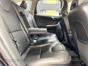 Pelēks Volvo XC60 2009 Tartu, ar dzinēja tilpumu 2.40 L un nobraukumu 350 tūkst. km par 6999 €, foto 15 vietnē AUTOMOTO.COM.LV