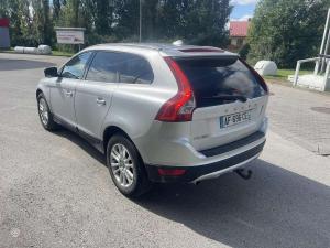 Pelēks Volvo XC60 2009 Tauragė, ar dzinēja tilpumu 2.40 L un nobraukumu 295 tūkst. km par 4500 €, foto 5 vietnē AUTOMOTO.COM.LV