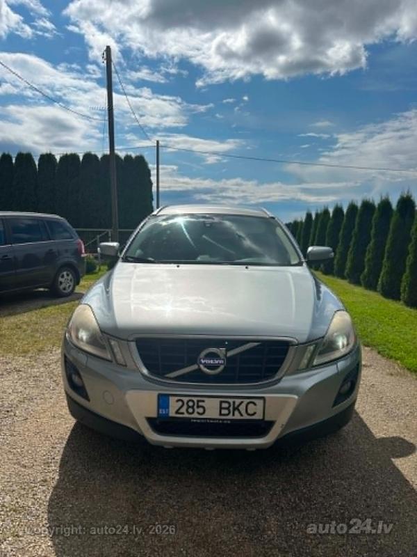 Pelēks Volvo XC60 2009 Tallina, ar dzinēja tilpumu 2.40 L un nobraukumu 342 tūkst. km par 4999 €, foto 4 vietnē AUTOMOTO.COM.LV