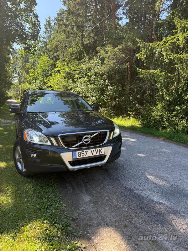 Grey Volvo XC60 2009 in Tallinn, with an engine capacity of 2.40 L and mileage of 363 thousand km for 7500 €, photo 2 on AUTOMOTO.COM.LV