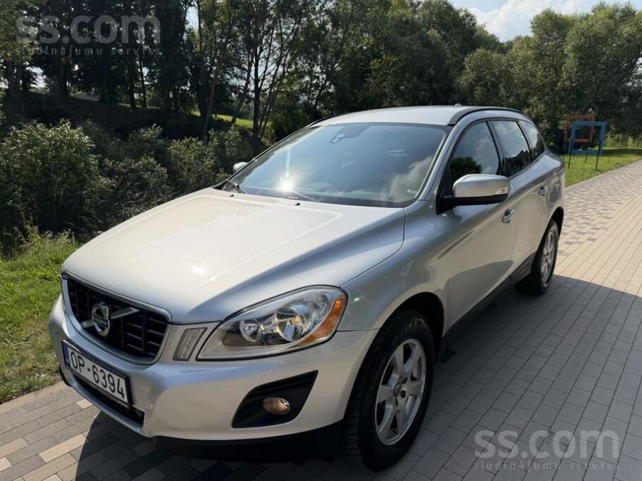Pelēks Volvo XC60 2009 Rēzekne, ar dzinēja tilpumu 2.40 L un nobraukumu 0 tūkst. km par 6950 €, foto 4 vietnē AUTOMOTO.COM.LV