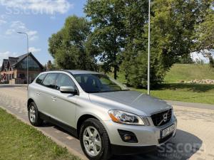Pelēks Volvo XC60 2009 Rēzekne, ar dzinēja tilpumu 2.40 L un nobraukumu 0 tūkst. km par 6950 €, foto 5 vietnē AUTOMOTO.COM.LV