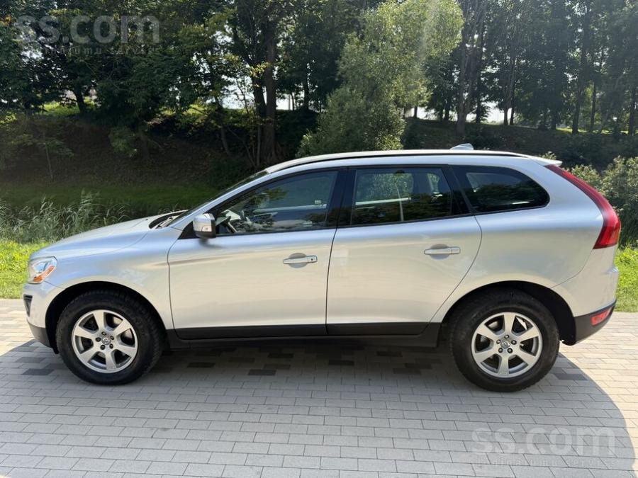 Pelēks Volvo XC60 2009 Rēzekne, ar dzinēja tilpumu 2.40 L un nobraukumu 0 tūkst. km par 6950 €, foto 7 vietnē AUTOMOTO.COM.LV