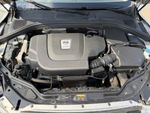 Pelēks Volvo XC60 2009 Rēzekne, ar dzinēja tilpumu 2.40 L un nobraukumu 0 tūkst. km par 6950 €, foto 12 vietnē AUTOMOTO.COM.LV