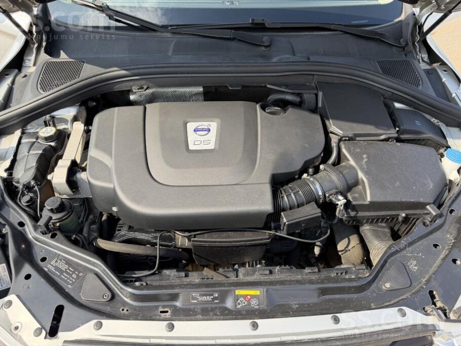 Pelēks Volvo XC60 2009 Rēzekne, ar dzinēja tilpumu 2.40 L un nobraukumu 0 tūkst. km par 6950 €, foto 12 vietnē AUTOMOTO.COM.LV