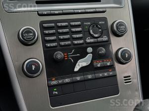 Серый Вольво ХС60 2009 в Тукумс, объемом двигателя 2.40 л и пробегом 288 тыс. км за 7200 €, фото 14 на AUTOMOTO.COM.LV