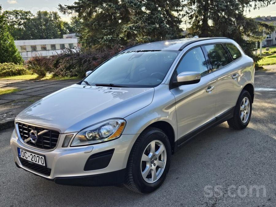 Pelēks Volvo XC60 2009 Jēkabpils, ar dzinēja tilpumu 2.40 L un nobraukumu 275 tūkst. km par 7490 €, foto 1 vietnē AUTOMOTO.COM.LV