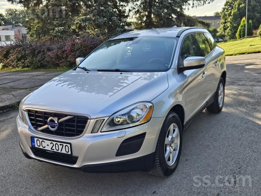 Pelēks Volvo XC60 2009 Jēkabpils, ar dzinēja tilpumu 2.40 L un nobraukumu 275 tūkst. km par 7490 €, foto 3 vietnē AUTOMOTO.COM.LV