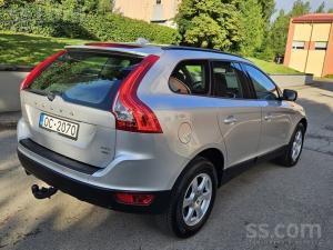 Pelēks Volvo XC60 2009 Jēkabpils, ar dzinēja tilpumu 2.40 L un nobraukumu 275 tūkst. km par 7490 €, foto 8 vietnē AUTOMOTO.COM.LV