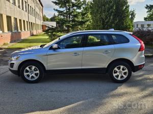 Pelēks Volvo XC60 2009 Jēkabpils, ar dzinēja tilpumu 2.40 L un nobraukumu 275 tūkst. km par 7490 €, foto 13 vietnē AUTOMOTO.COM.LV