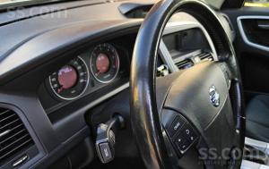Pelēks Volvo XC60 2009 Jēkabpils, ar dzinēja tilpumu 2.40 L un nobraukumu 275 tūkst. km par 7490 €, foto 15 vietnē AUTOMOTO.COM.LV