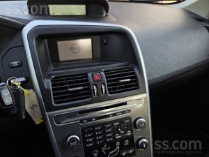 Pelēks Volvo XC60 2009 Jēkabpils, ar dzinēja tilpumu 2.40 L un nobraukumu 275 tūkst. km par 7490 €, foto 32 vietnē AUTOMOTO.COM.LV
