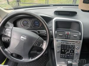 Grey Volvo XC60 2009 in Balvi, with an engine capacity of 2.40 L and mileage of 323 thousand km for 7200 €, photo 9 on AUTOMOTO.COM.LV