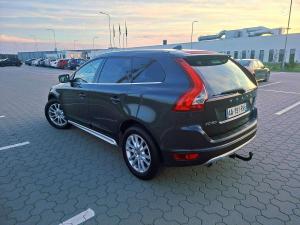 Grey Volvo XC60 2009 in Vilnius, with an engine capacity of 2.40 L and mileage of 368 thousand km for 6800 €, photo 6 on AUTOMOTO.COM.LV