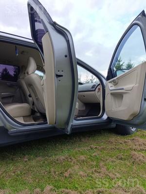 Pelēks Volvo XC60 2009 Ventspils, ar dzinēja tilpumu 2.40 L un nobraukumu 292 tūkst. km par 6500 €, foto 12 vietnē AUTOMOTO.COM.LV