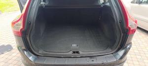 Pelēks Volvo XC60 2009 Šakiai, ar dzinēja tilpumu 2.40 L un nobraukumu 272 tūkst. km par 6500 €, foto 12 vietnē AUTOMOTO.COM.LV