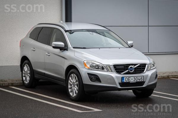 Grey Volvo XC60 2009 in Riga, with an engine capacity of 2.40 L and mileage of 239 thousand km for 7250 €, photo 4 on AUTOMOTO.COM.LV