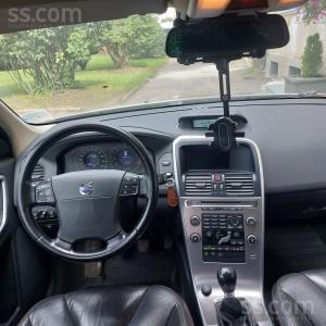 Grey Volvo XC60 2009 in Riga, with an engine capacity of 2.40 L and mileage of 399 thousand km for 6500 €, photo 5 on AUTOMOTO.COM.LV