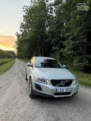Grey Volvo XC60 2009 in Kaunas, with an engine capacity of 2.40 L and mileage of 390 thousand km for 5300 €, photo 8 on AUTOMOTO.COM.LV