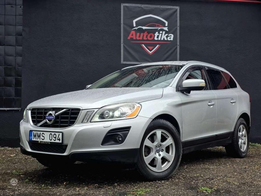 Pelēks Volvo XC60 2009 Šauļi, ar dzinēja tilpumu 2.40 L un nobraukumu 457 tūkst. km par 5600 €, foto 4 vietnē AUTOMOTO.COM.LV