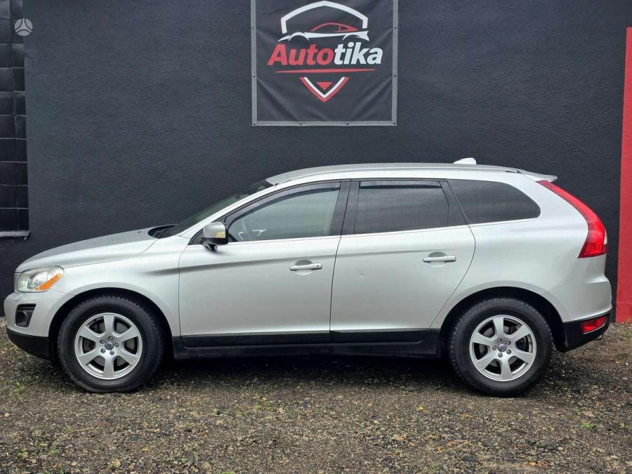 Pelēks Volvo XC60 2009 Šauļi, ar dzinēja tilpumu 2.40 L un nobraukumu 457 tūkst. km par 5600 €, foto 5 vietnē AUTOMOTO.COM.LV