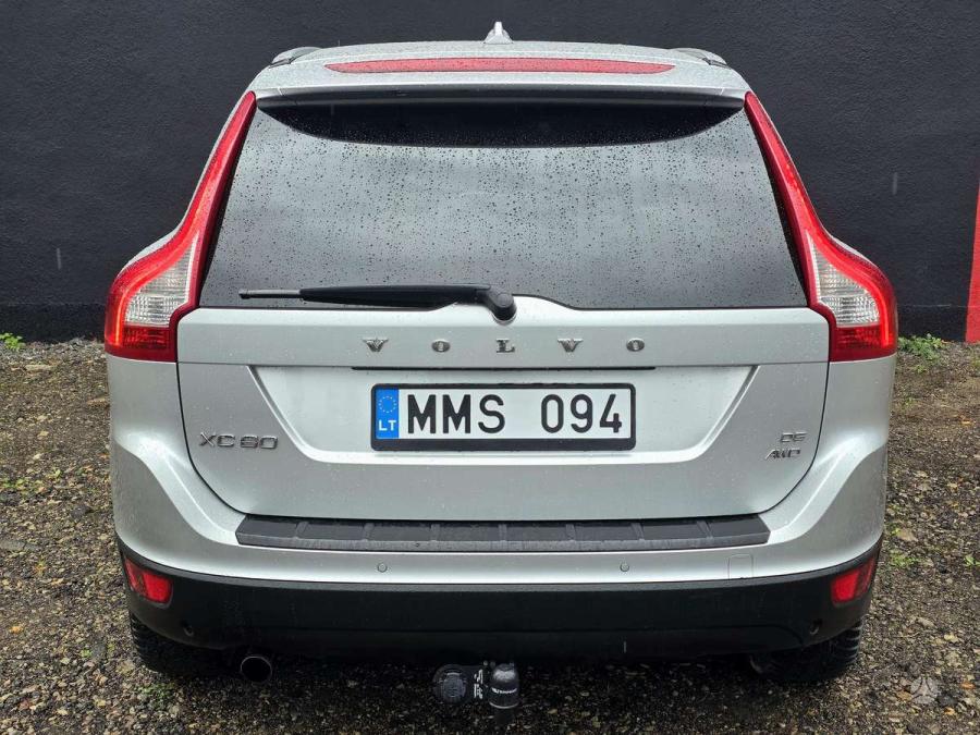 Pelēks Volvo XC60 2009 Šauļi, ar dzinēja tilpumu 2.40 L un nobraukumu 457 tūkst. km par 5600 €, foto 7 vietnē AUTOMOTO.COM.LV