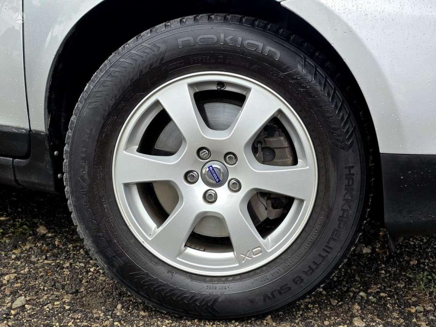 Pelēks Volvo XC60 2009 Šauļi, ar dzinēja tilpumu 2.40 L un nobraukumu 457 tūkst. km par 5600 €, foto 12 vietnē AUTOMOTO.COM.LV