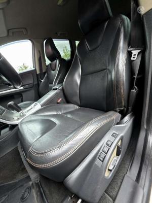 Pelēks Volvo XC60 2009 Šauļi, ar dzinēja tilpumu 2.40 L un nobraukumu 457 tūkst. km par 5600 €, foto 19 vietnē AUTOMOTO.COM.LV