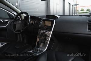 Серый Вольво ХС60 2009 в Таллин, объемом двигателя 2.40 л и пробегом 338 тыс. км за 5500 €, фото 11 на AUTOMOTO.COM.LV