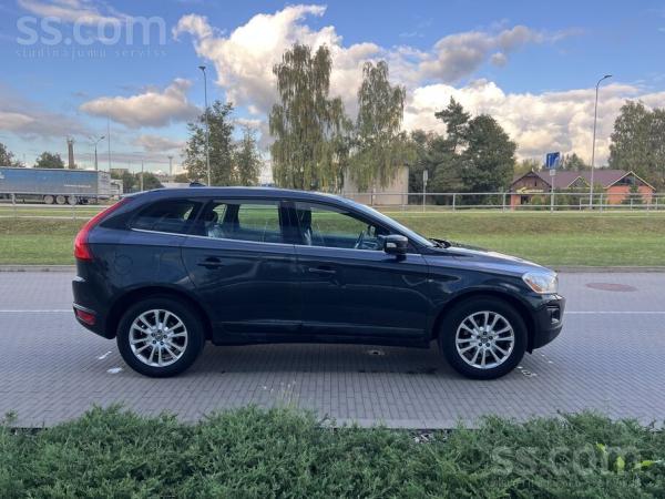 Pelēks Volvo XC60 2009 Rēzekne, ar dzinēja tilpumu 2.40 L un nobraukumu 219 tūkst. km par 8290 €, foto 8 vietnē AUTOMOTO.COM.LV