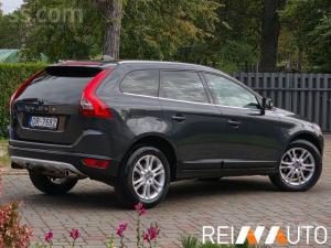 Pelēks Volvo XC60 2009 Rīga, ar dzinēja tilpumu 2.40 L un nobraukumu 392 tūkst. km par 7950 €, foto 6 vietnē AUTOMOTO.COM.LV