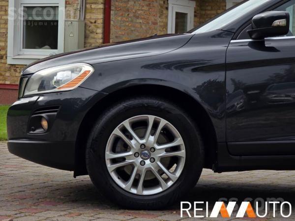 Pelēks Volvo XC60 2009 Rīga, ar dzinēja tilpumu 2.40 L un nobraukumu 392 tūkst. km par 7950 €, foto 10 vietnē AUTOMOTO.COM.LV