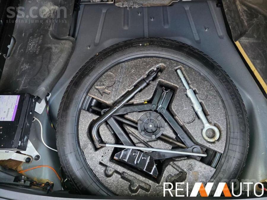 Pelēks Volvo XC60 2009 Rīga, ar dzinēja tilpumu 2.40 L un nobraukumu 392 tūkst. km par 7950 €, foto 15 vietnē AUTOMOTO.COM.LV