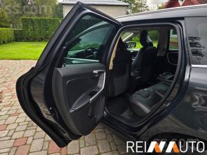 Pelēks Volvo XC60 2009 Rīga, ar dzinēja tilpumu 2.40 L un nobraukumu 392 tūkst. km par 7950 €, foto 19 vietnē AUTOMOTO.COM.LV