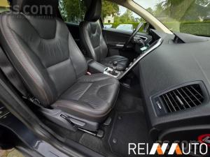 Pelēks Volvo XC60 2009 Rīga, ar dzinēja tilpumu 2.40 L un nobraukumu 392 tūkst. km par 7950 €, foto 22 vietnē AUTOMOTO.COM.LV