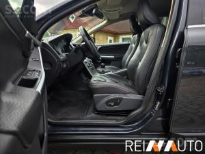 Pelēks Volvo XC60 2009 Rīga, ar dzinēja tilpumu 2.40 L un nobraukumu 392 tūkst. km par 7950 €, foto 25 vietnē AUTOMOTO.COM.LV