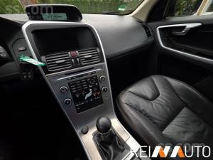 Pelēks Volvo XC60 2009 Rīga, ar dzinēja tilpumu 2.40 L un nobraukumu 392 tūkst. km par 7950 €, foto 27 vietnē AUTOMOTO.COM.LV