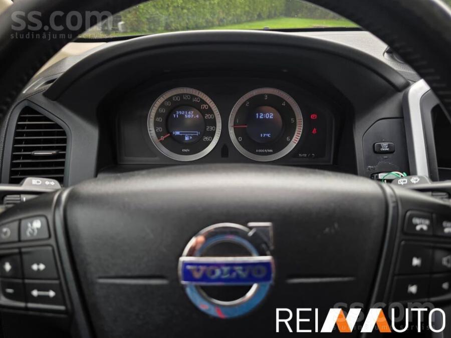 Pelēks Volvo XC60 2009 Rīga, ar dzinēja tilpumu 2.40 L un nobraukumu 392 tūkst. km par 7950 €, foto 28 vietnē AUTOMOTO.COM.LV