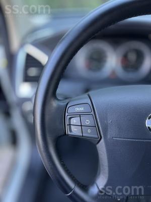 Pelēks Volvo XC60 2009 Rīga, ar dzinēja tilpumu 2.40 L un nobraukumu 330 tūkst. km par 7990 €, foto 14 vietnē AUTOMOTO.COM.LV