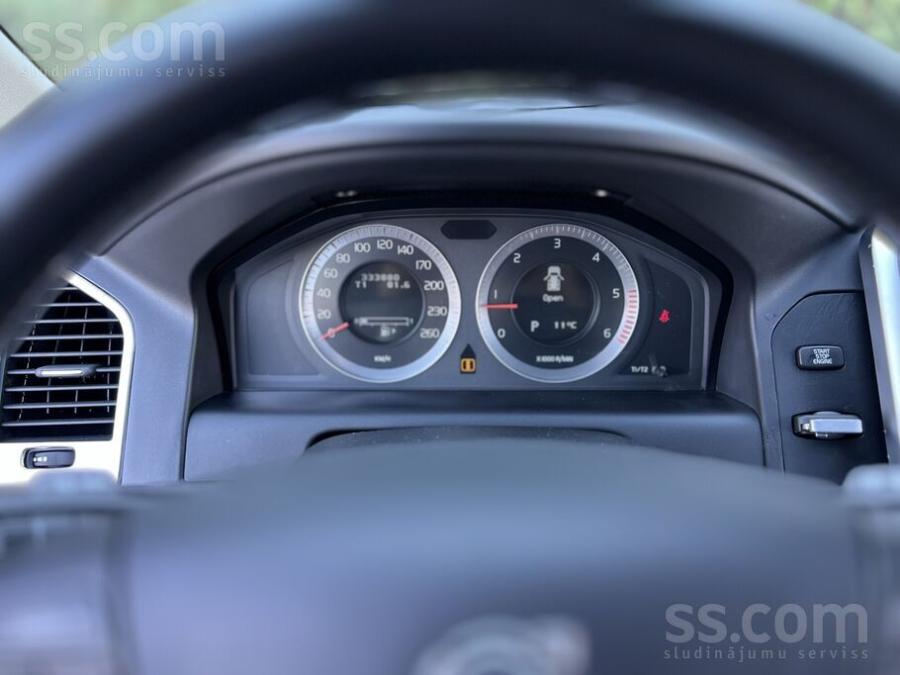 Pelēks Volvo XC60 2009 Rīga, ar dzinēja tilpumu 2.40 L un nobraukumu 330 tūkst. km par 7990 €, foto 16 vietnē AUTOMOTO.COM.LV