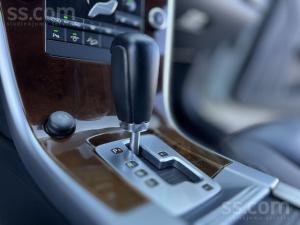 Pelēks Volvo XC60 2009 Rīga, ar dzinēja tilpumu 2.40 L un nobraukumu 330 tūkst. km par 7990 €, foto 18 vietnē AUTOMOTO.COM.LV