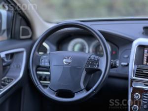 Pelēks Volvo XC60 2009 Rīga, ar dzinēja tilpumu 2.40 L un nobraukumu 330 tūkst. km par 7990 €, foto 19 vietnē AUTOMOTO.COM.LV