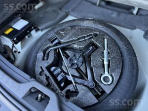 Pelēks Volvo XC60 2009 Rīga, ar dzinēja tilpumu 2.40 L un nobraukumu 330 tūkst. km par 7990 €, foto 31 vietnē AUTOMOTO.COM.LV