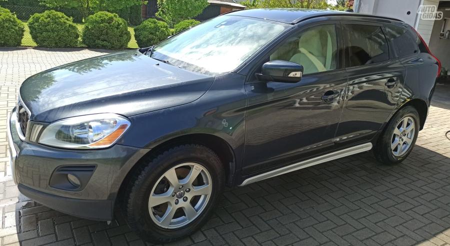 Pelēks Volvo XC60 2009 Viļņa, ar dzinēja tilpumu 2.40 L un nobraukumu 239 tūkst. km par 5800 €, foto 4 vietnē AUTOMOTO.COM.LV